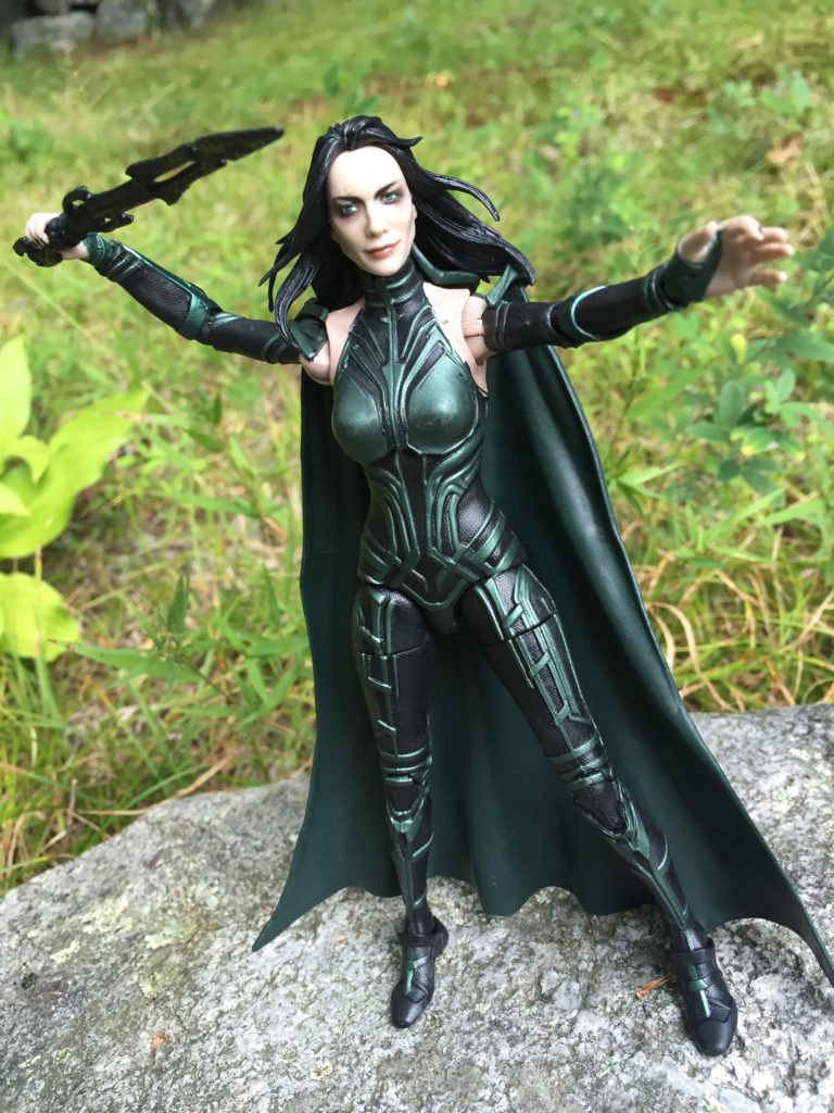 Marvel Legends Hela Figure Review & Photos Thor Ragnarok Series ...