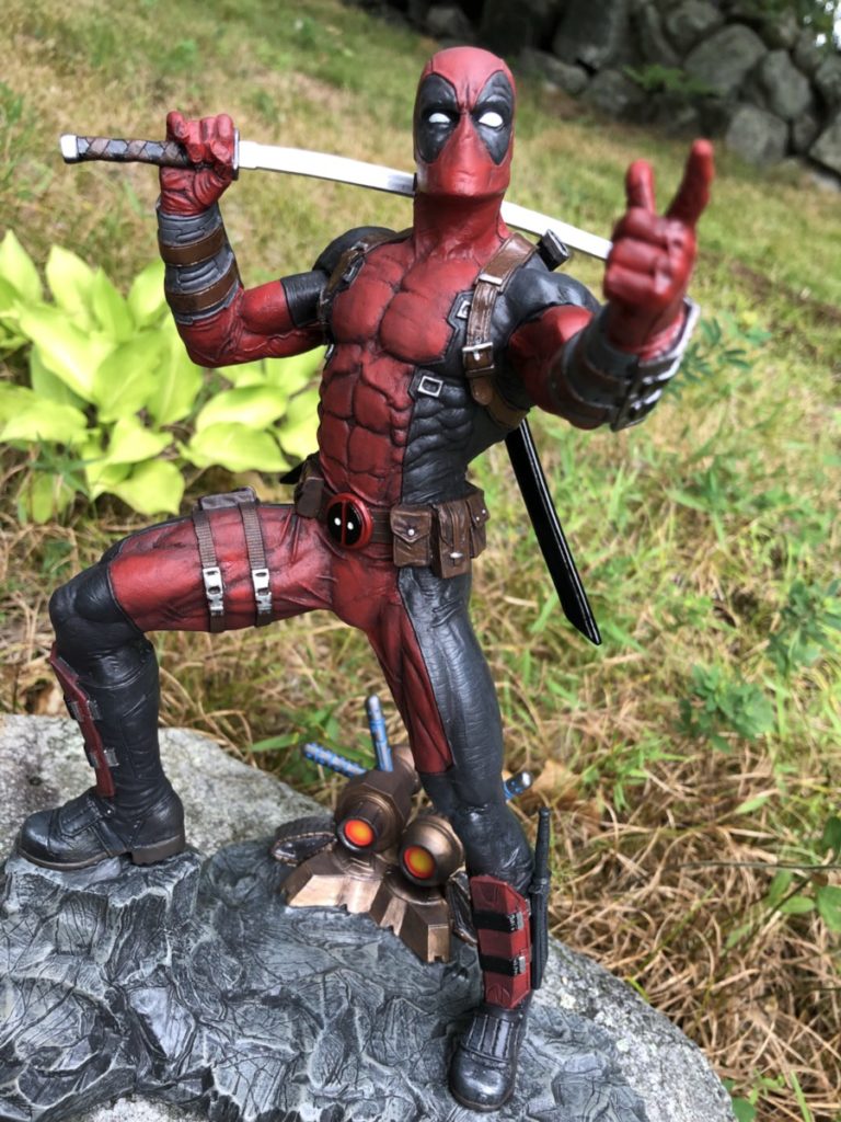 REVIEW: Marvel Premier Collection Deadpool Statue (DST) - Marvel Toy News