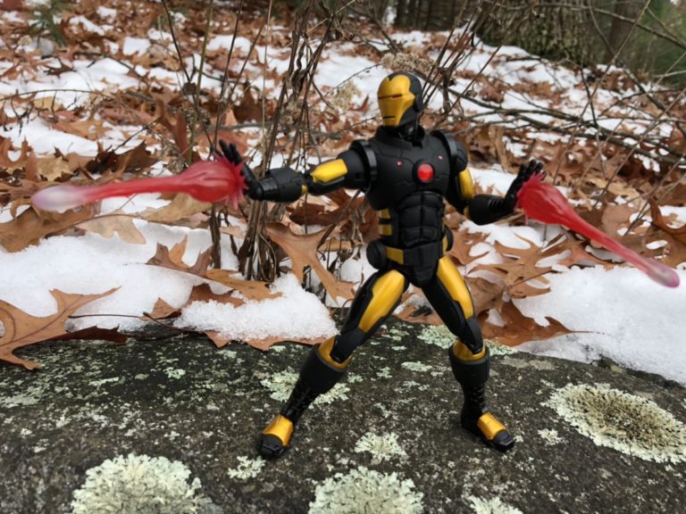 REVIEW: ONE:12 Collective Iron Man Model 42 Figure Mezco Exclusive ...